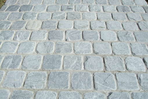Thin Cobbles | K2 Stone