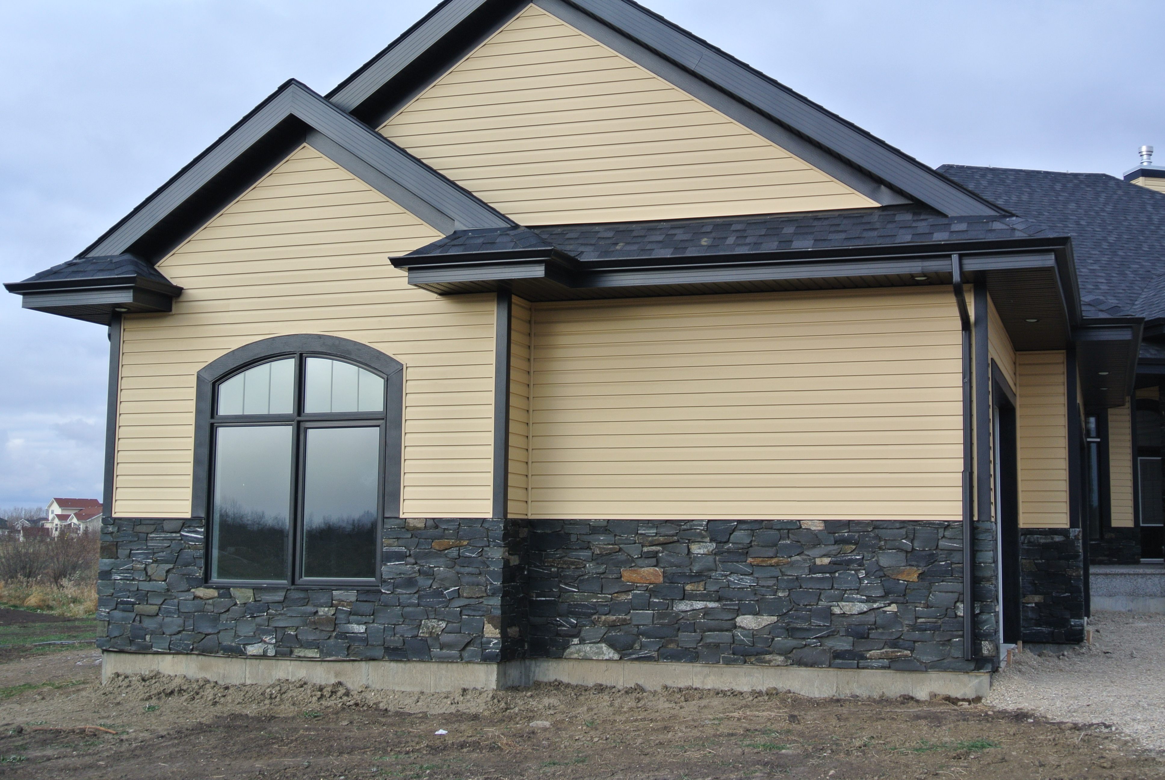 Spring Valley Ledgestone Veneer | K2 Stone