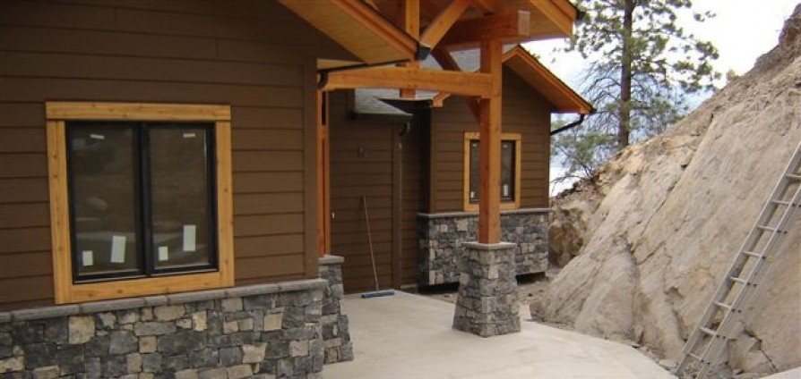 Basalt Ledgestone Posts | K2 Stone