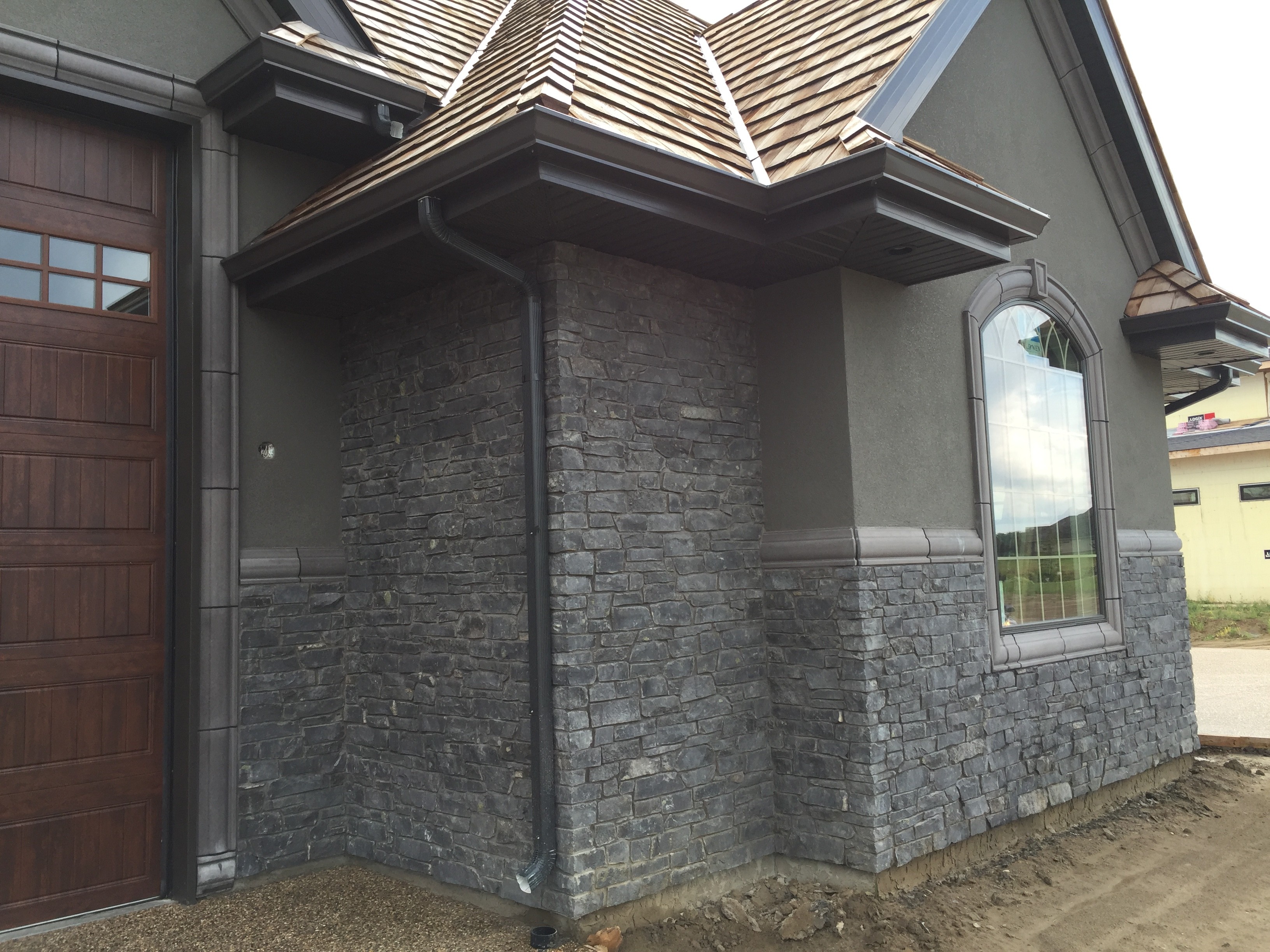 Midnight Rain Urban Ledge | K2 Stone